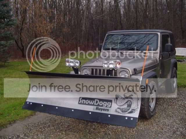 2004 Jeep Wrangler X with Snowdogg MD68 (Lapeer Mi) | Snow Plowing Forum
