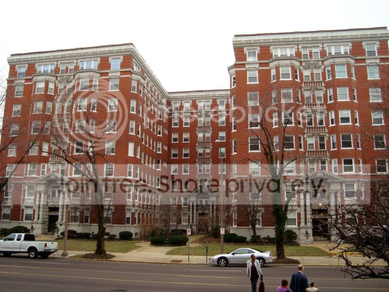 The stately residential high-rises and mid-rises of St. Louis' Central ...