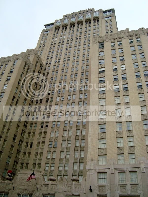 The stately residential high-rises and mid-rises of St. Louis' Central ...
